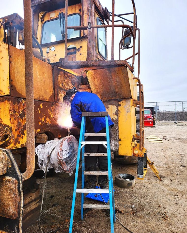 Heavy Equipment Welding + Fabrication - Detroit Equipment